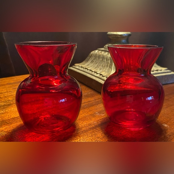 Source Unknown | Accents | Vintage Set Of 2 Ruby Red Small Vases | Poshmark